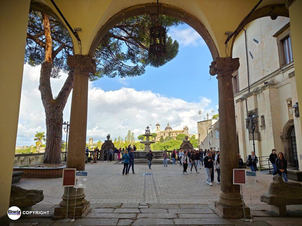 VITERBO - Vincenzo Cohen presenta il suo libro "Pellegrini e pagani a ...